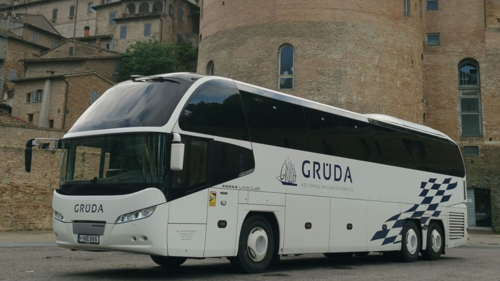 Apulija – neatrastoji pietų Italija. Italija autobusu. GRŪDA