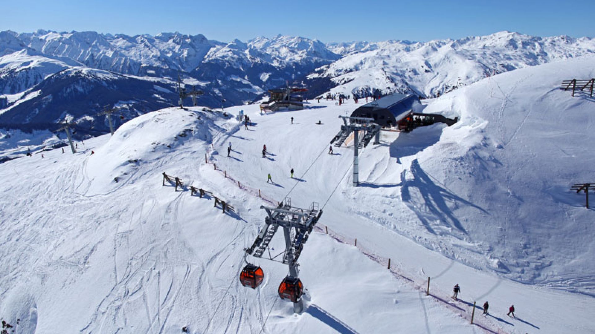 Slidinėjimo safaris Austrijoje | Zillertalio slėnis | Gruda.lt