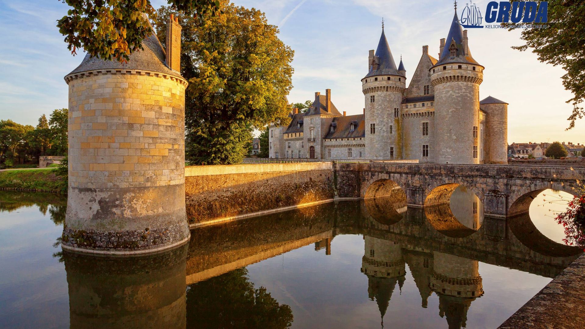 Prancūzija: Paryžius ir Luaros slėnio pilys lėktuvu | Gruda.lt